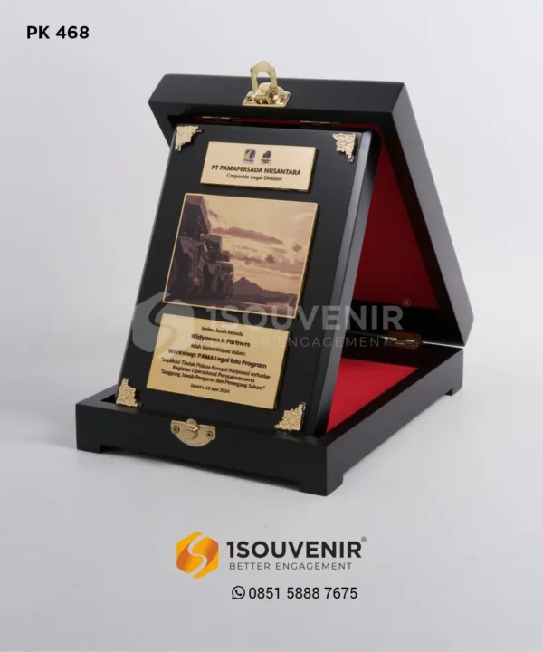 Wooden Plaque Pamapersada Nusantara